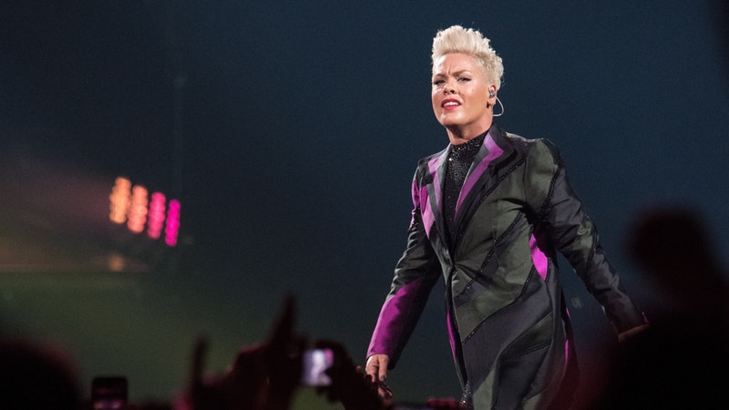 Pop star Pink latest celebrity to defend Harry and Meghan | ITV News