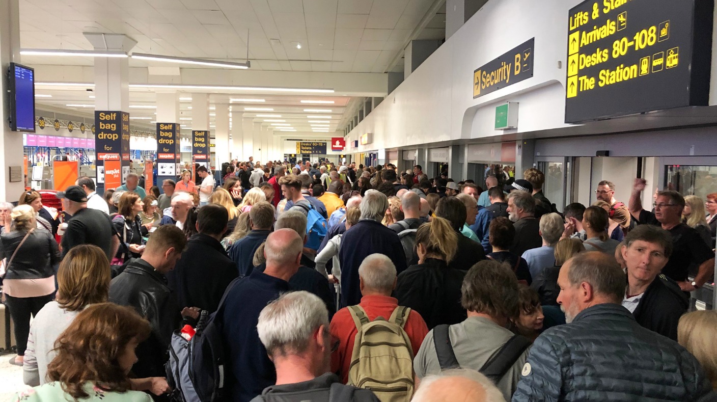 Manchester Airport offers advice as it prepares for busiest weekend in ...