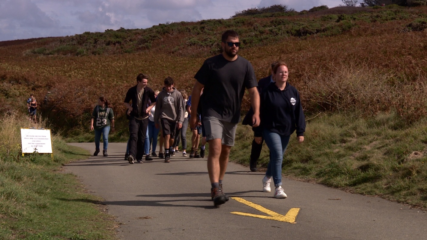 Duke of Edinburgh's Gold Award students reflect on voluntary work on ...