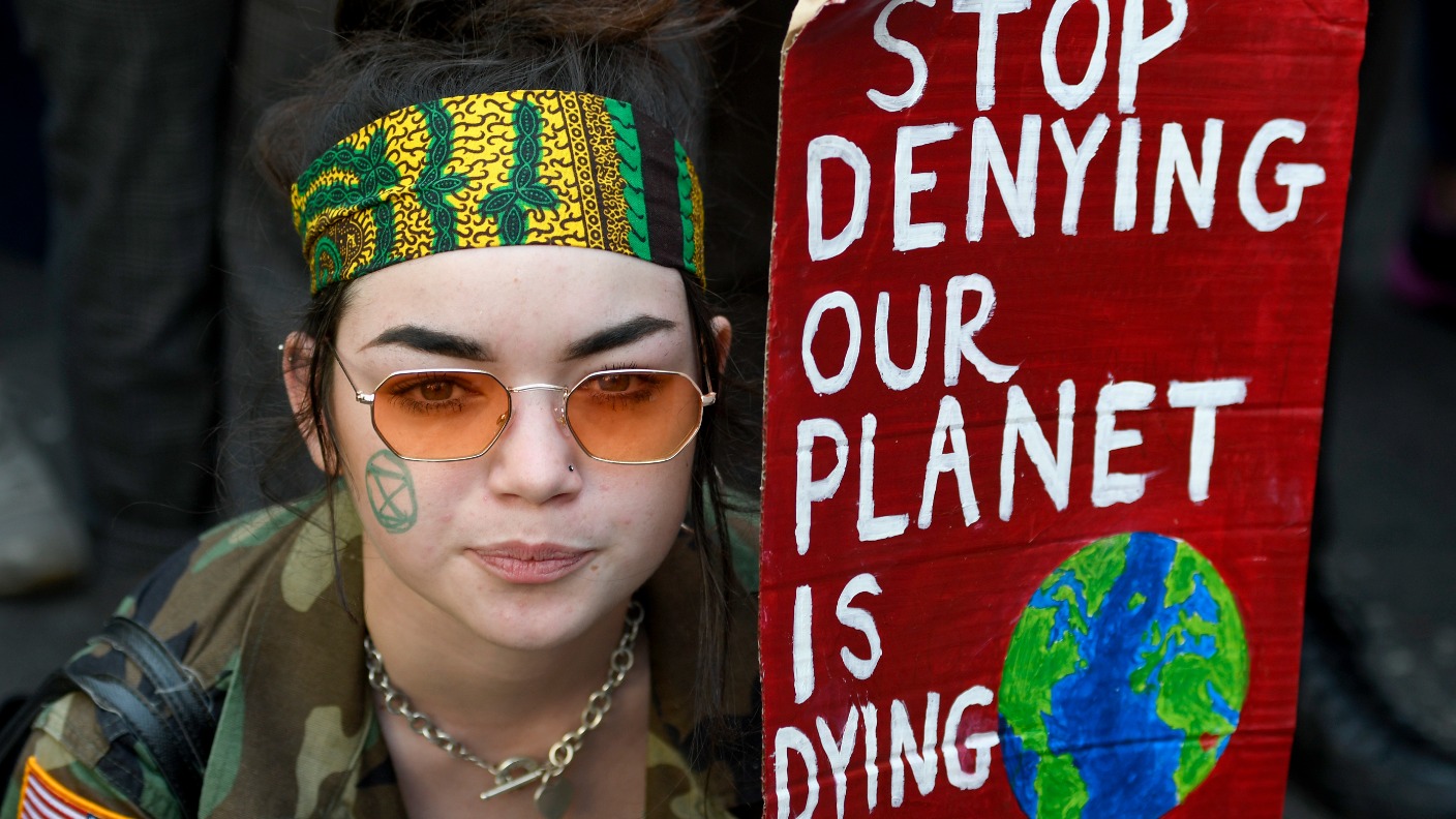 Climate change protesters gather in Manchester for four day demo | ITV ...