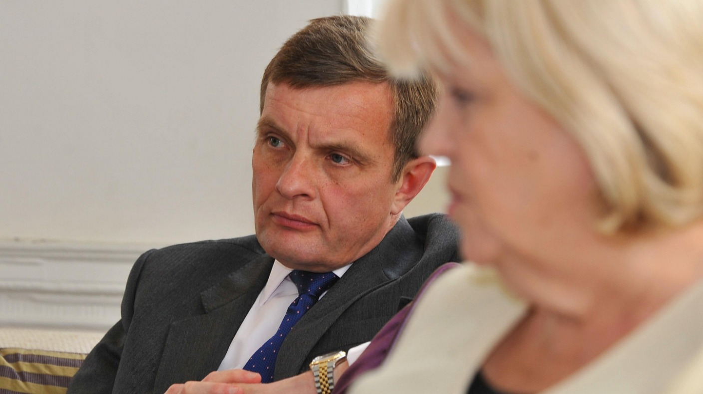 Former Secretary of State David Jones and Brexiteer MP to stand down at ...