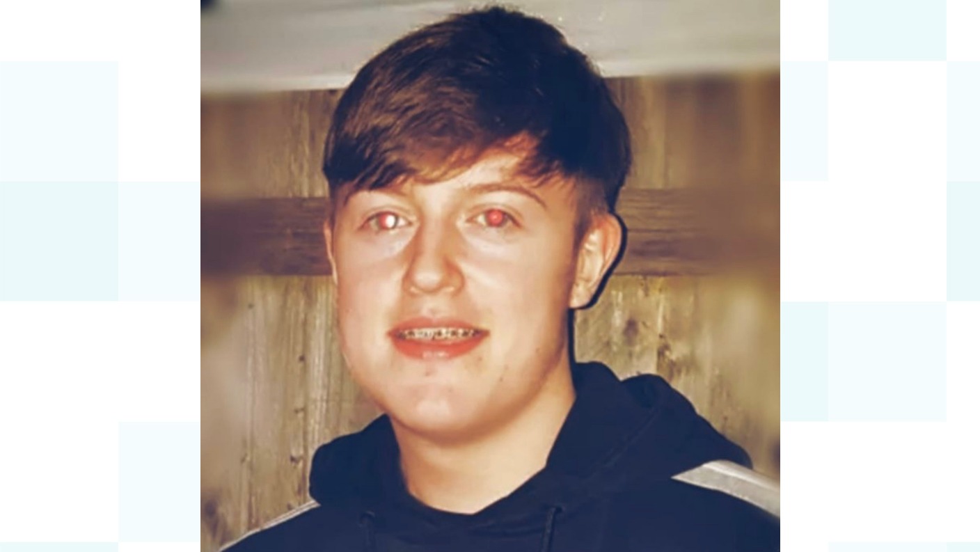 Mother pays tribute to 'beautiful son' and grandfather killed in ...