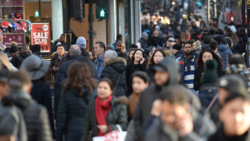 UK population predicted to rise by 3 million in 10 years | ITV News