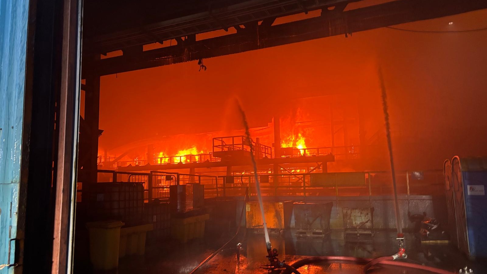 Fire crews working to extinguish 'significant' fire at TATA Steel in ...