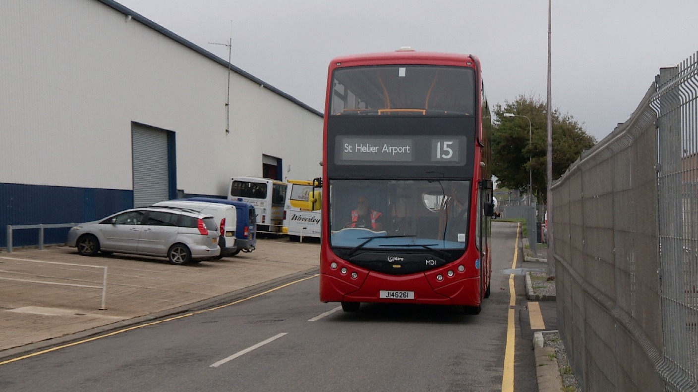 Brakes put on electric bus trial | ITV News Channel
