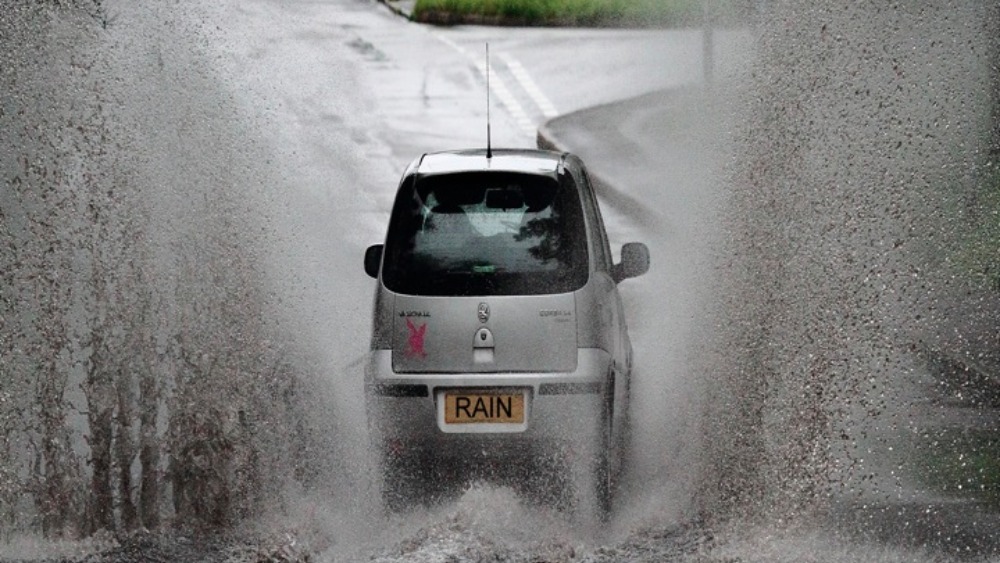 Wednesday night: Rain clearing, patchy cloud, a few showers possible ...