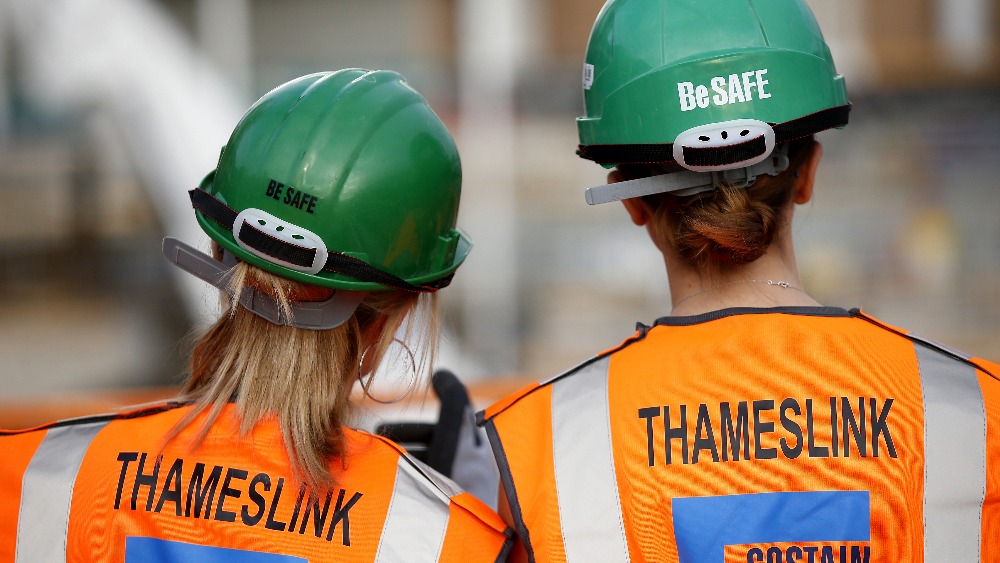 Crucial stage of £6bn Thameslink | ITV News Meridian