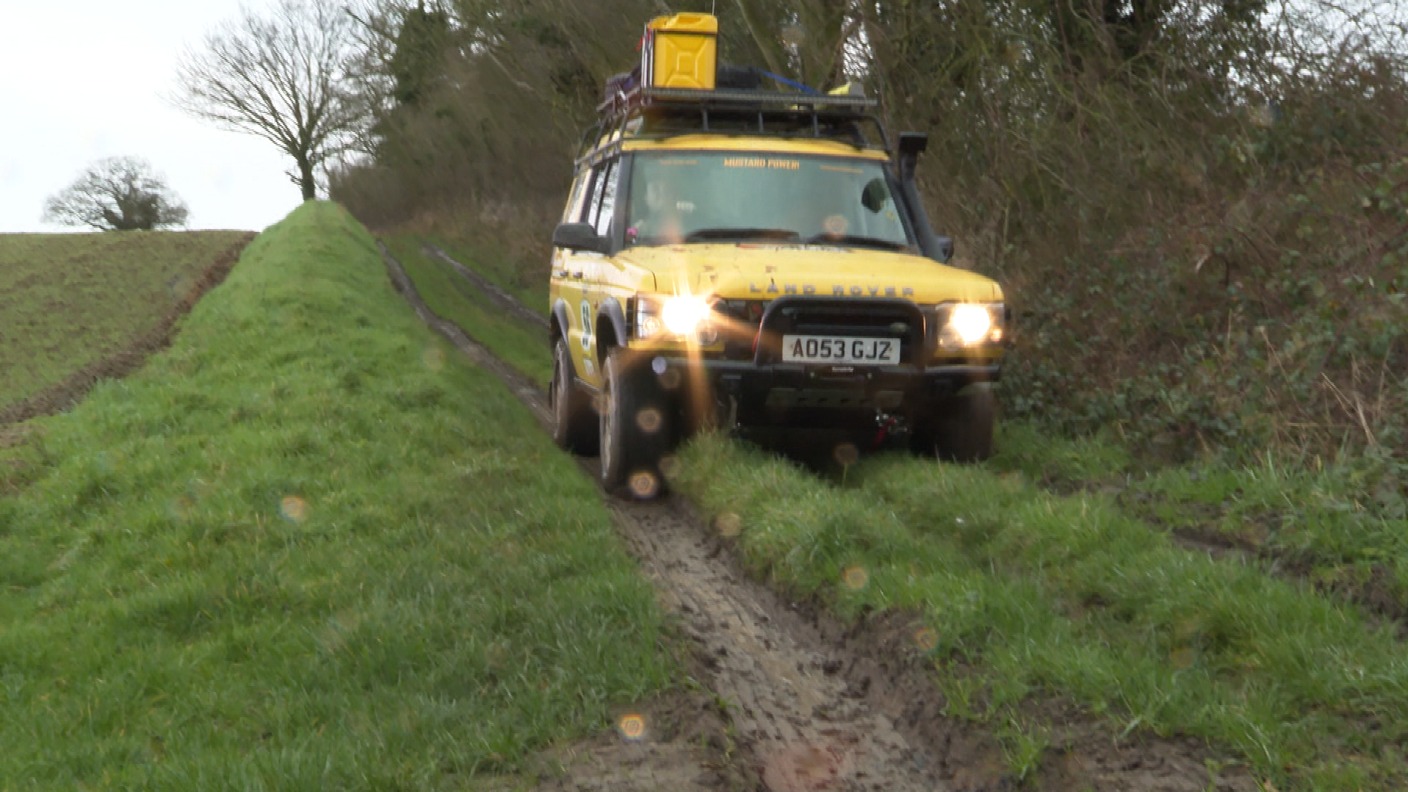 A Land Rover lover from Norfolk is about to drive 4.800 miles across ...