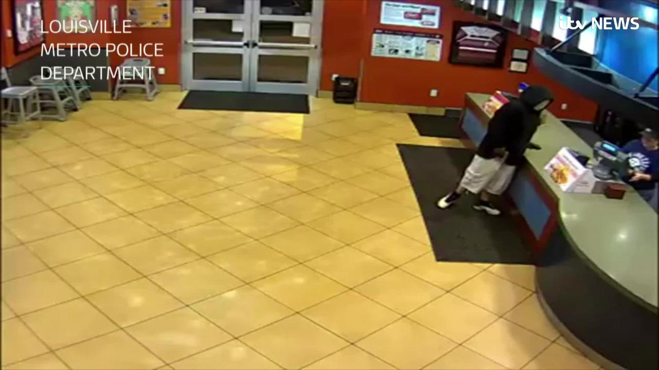 Police Officers On Date Night Chase Armed Robber Out Of Restaurant