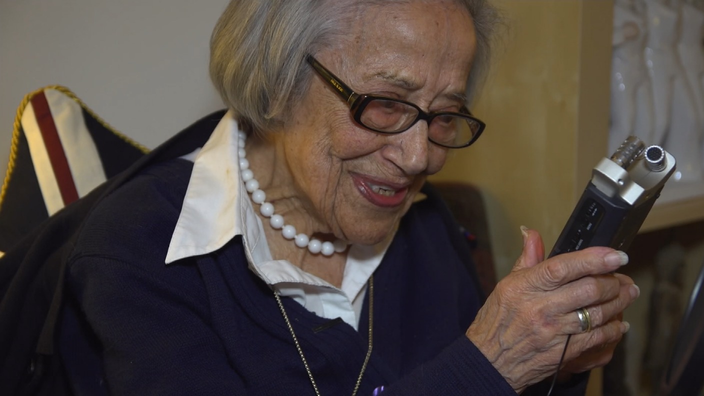 Meet the world's oldest podcaster, 101-year-old Ida Schuster | ITV News