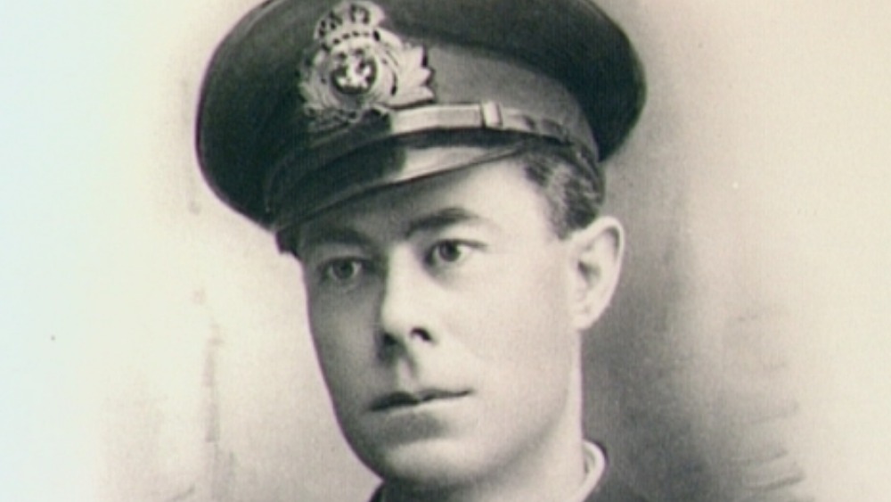 Plaque for Welsh hero of Titanic tragedy | ITV News Wales