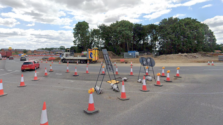 Scooter rider who challenged bad driver chased to his home and attacked ...