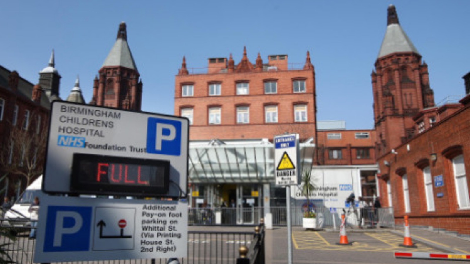 Capacity to test all NHS staff for coronavirus now reached | ITV News ...