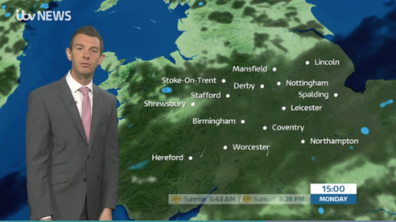 West Midlands Weather: Cloudy with showers overnight and into Monday | ITV News Central
