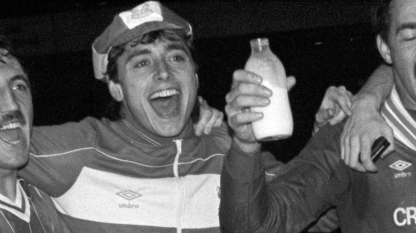 Former Liverpool striker Michael Robinson dies at 61 | ITV News Granada