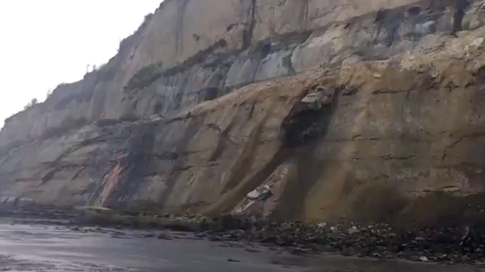 Warning to stay away from Sandown seafront after cliff fall | ITV News ...