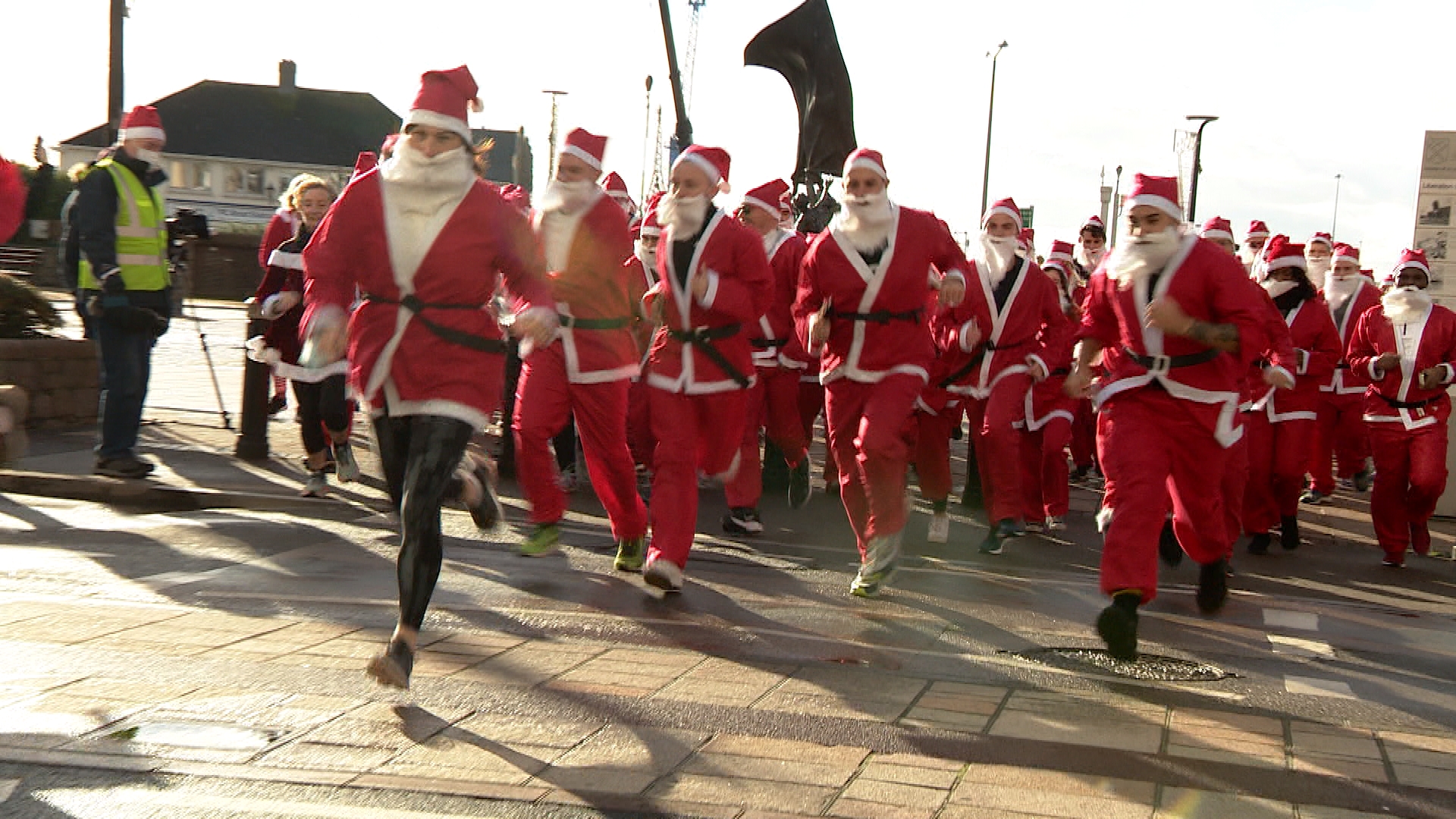 Santa Dash returns to the streets of St Helier | ITV News Channel
