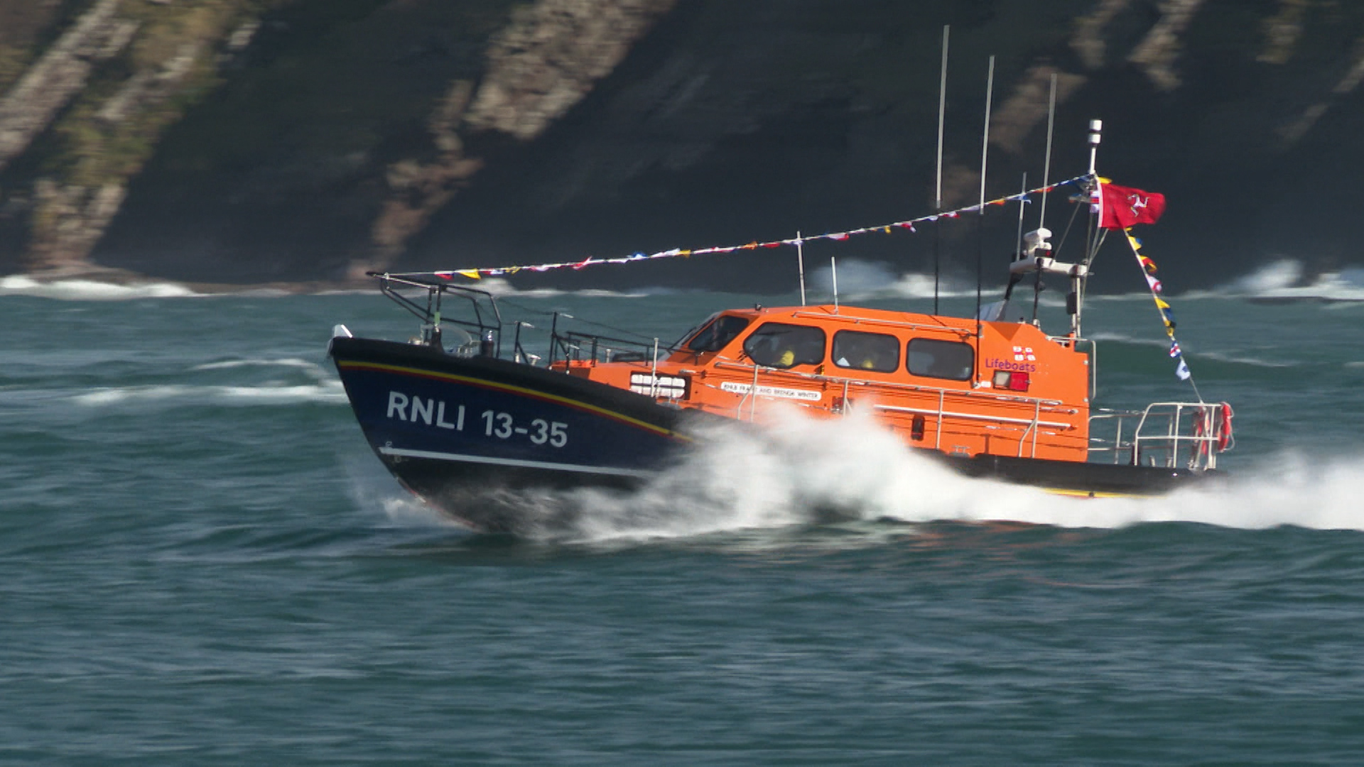 Number of RNLI rescue missions almost double following Covid-19 ...