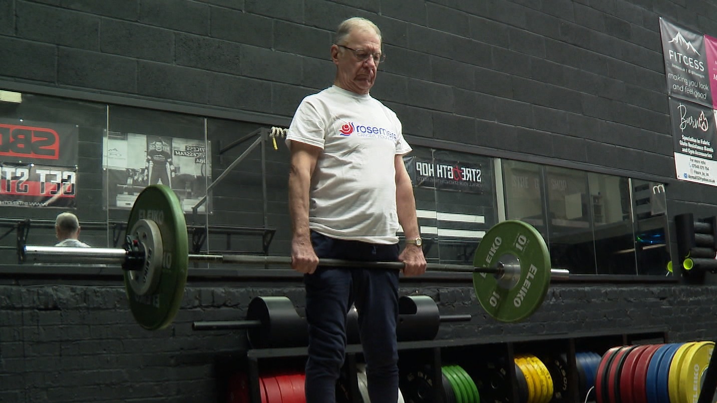 Powerlifting pensioner Peter Mileham 'amazed' after winning first ...