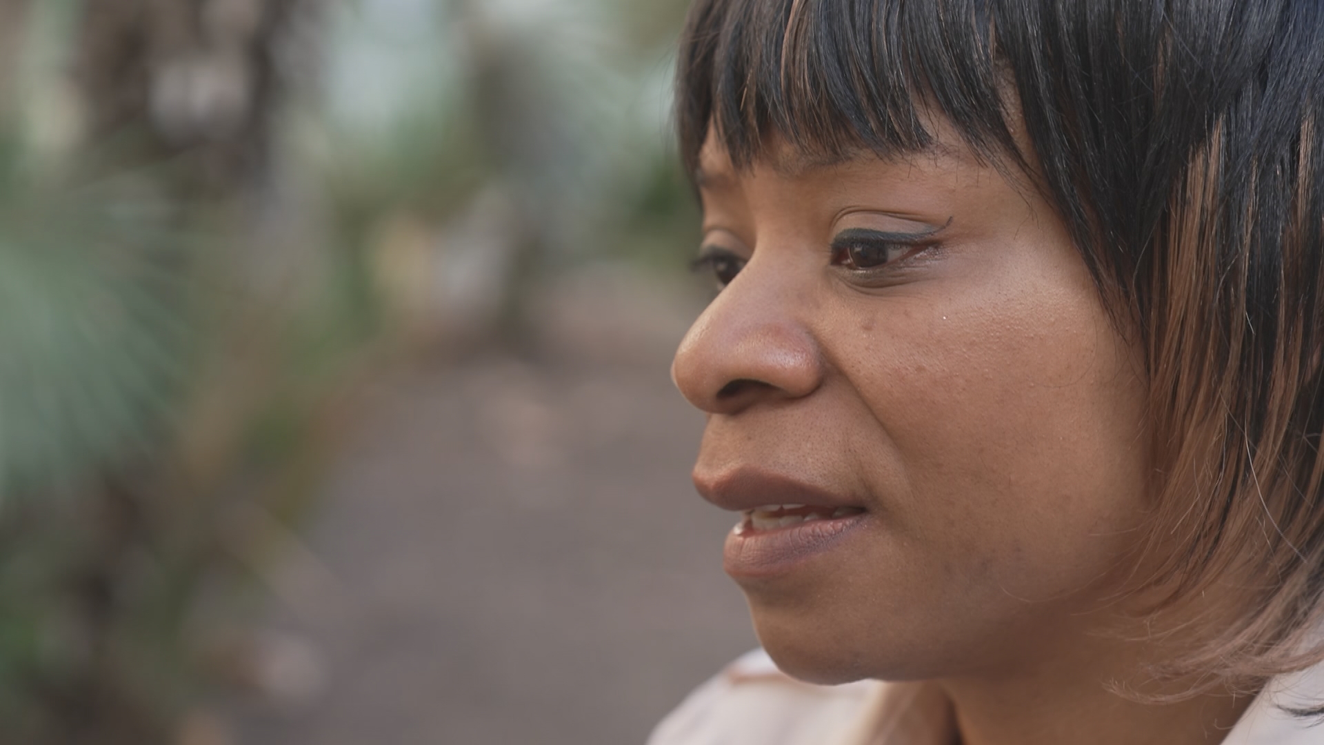 Levi Davis' mother travels to Barcelona to search for her missing son ...