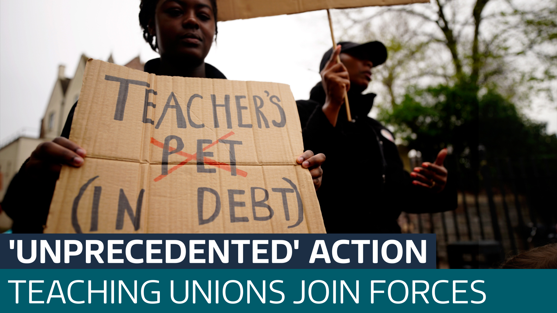 Teaching unions announce unprecedented coordination on strike action ...