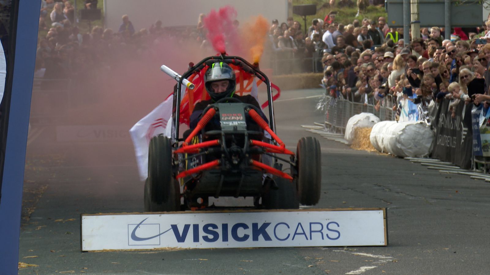 Specators out in force for Seafront Soapbox Race | ITV News Meridian Specators out in force for Seafront Soapbox Race | ITV News Meridian