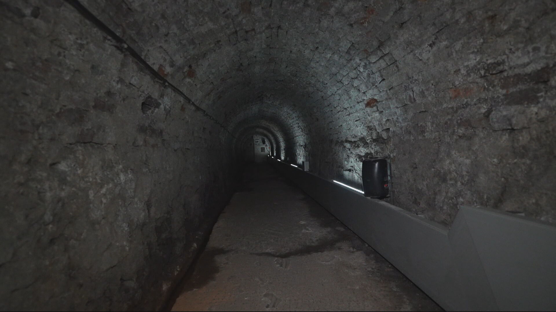 Newcastle underground: Inside the city's Victoria Tunnel | ITV News ...