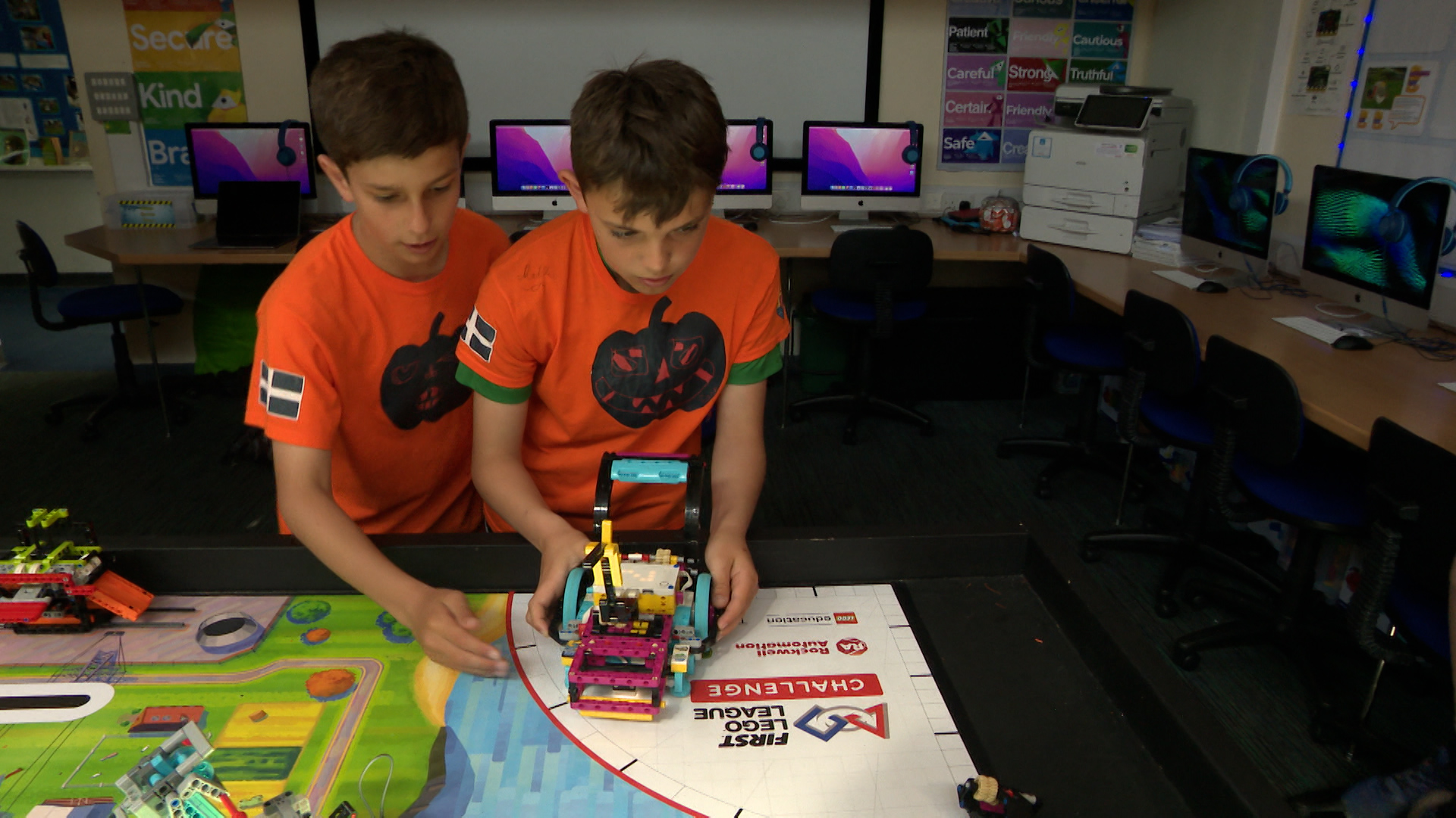 The Cornish school pupils heading to the USA hoping for Lego League ...