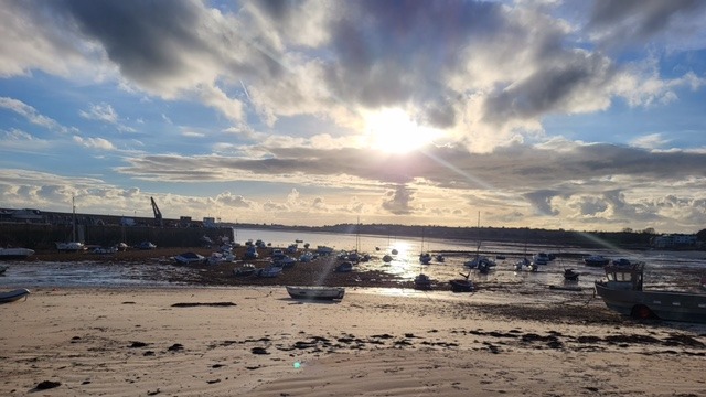 Wetter and warmer Autumn weather compared to Jersey average | ITV News ...