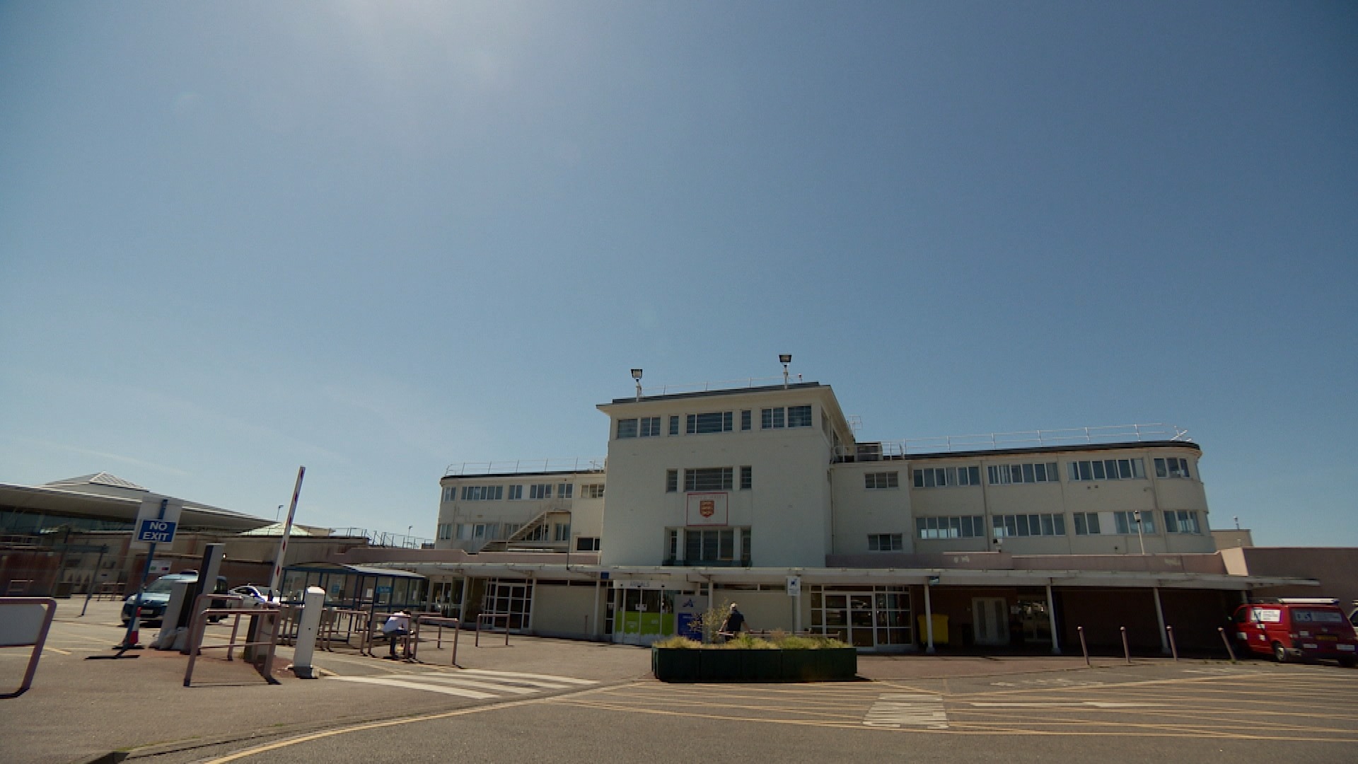 Calls to save Arrivals Terminal at Jersey Airport | ITV News Channel