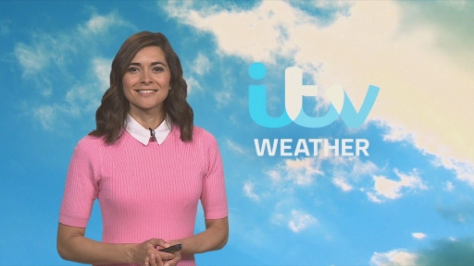 UK Weather Forecast: Clearer skies developing tonight giving a bright ...