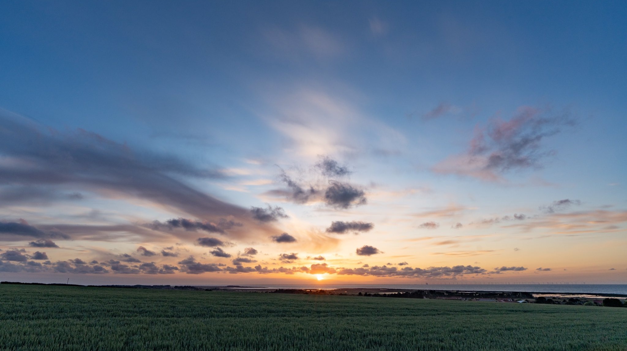 Anglia Weather: Cloudier with some outbreaks of rain. Feeling cool ...