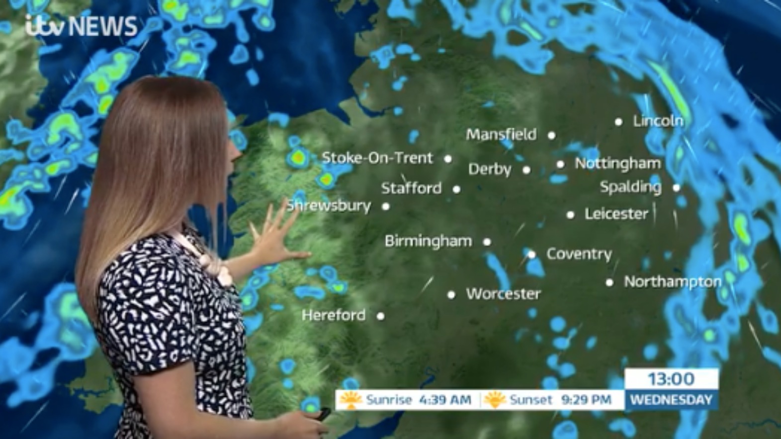 East Midlands Weather: Largely cloudy with patchy rain | ITV News Central