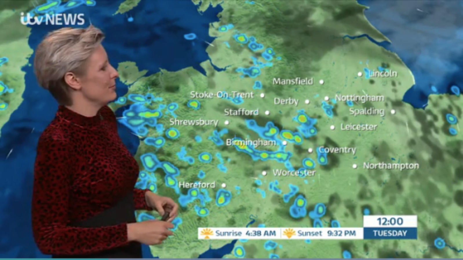 East Midlands Weather: Misty night with low cloud. Tuesday warm inland ...