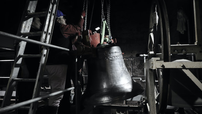 Thousands of bell-ringers learn new songs during lockdown – without a ...