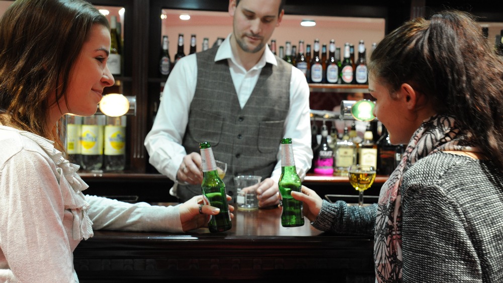 Fake pub in London university tests our drinking habits | ITV News London