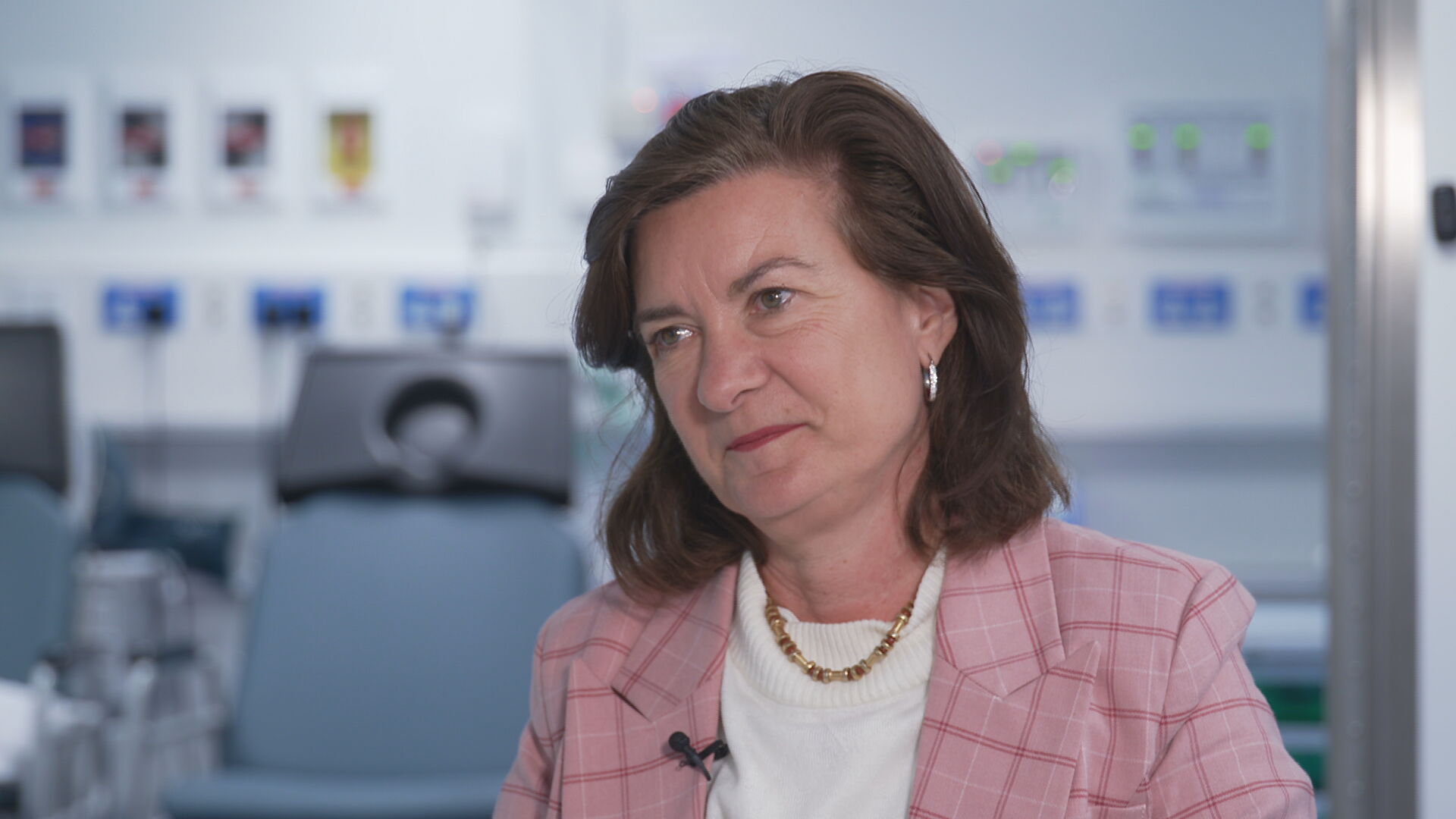 Eluned Morgan has 'ideas on how to fix NHS' as waiting lists hit record ...