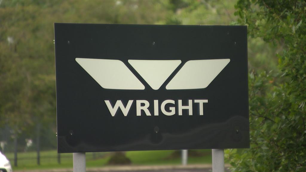 Hundreds of new jobs created at Wrightbus | UTV | ITV News