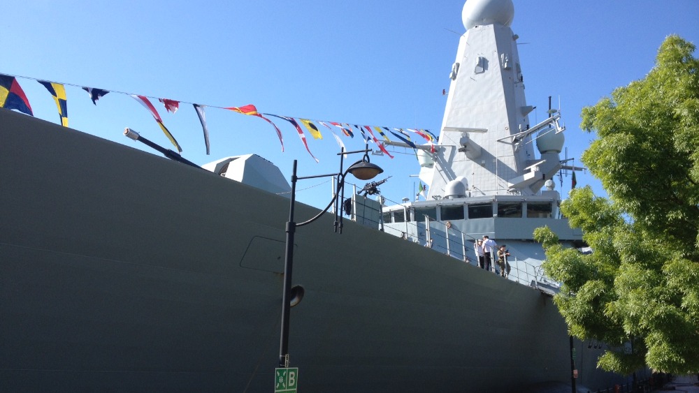 First Minister and Welsh Secretary pay visit to HMS Dragon | ITV News Wales