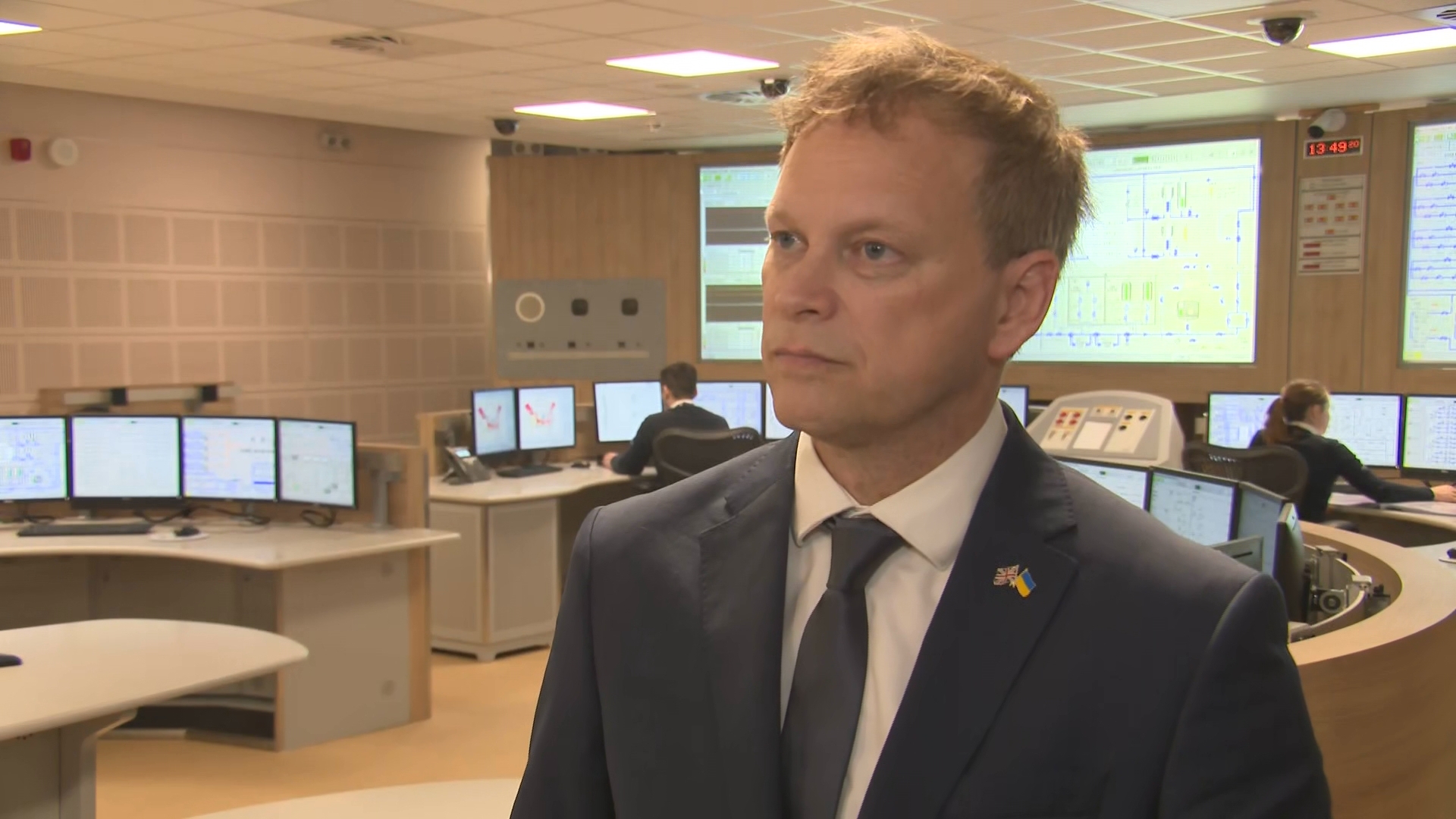 Grant Shapps at Hinkley Point says energy bills would have been 'sky ...