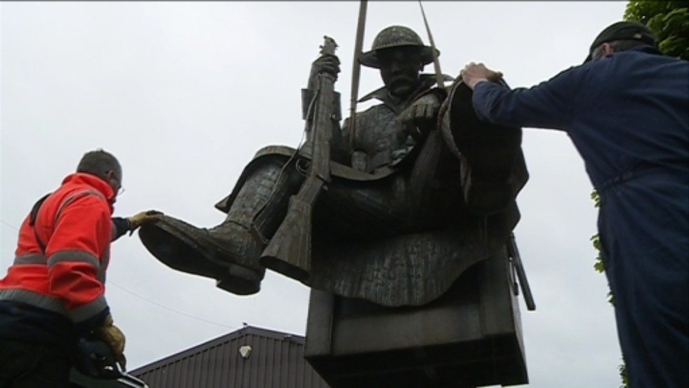 Statue commemorates WW1 survivors | ITV News Tyne Tees