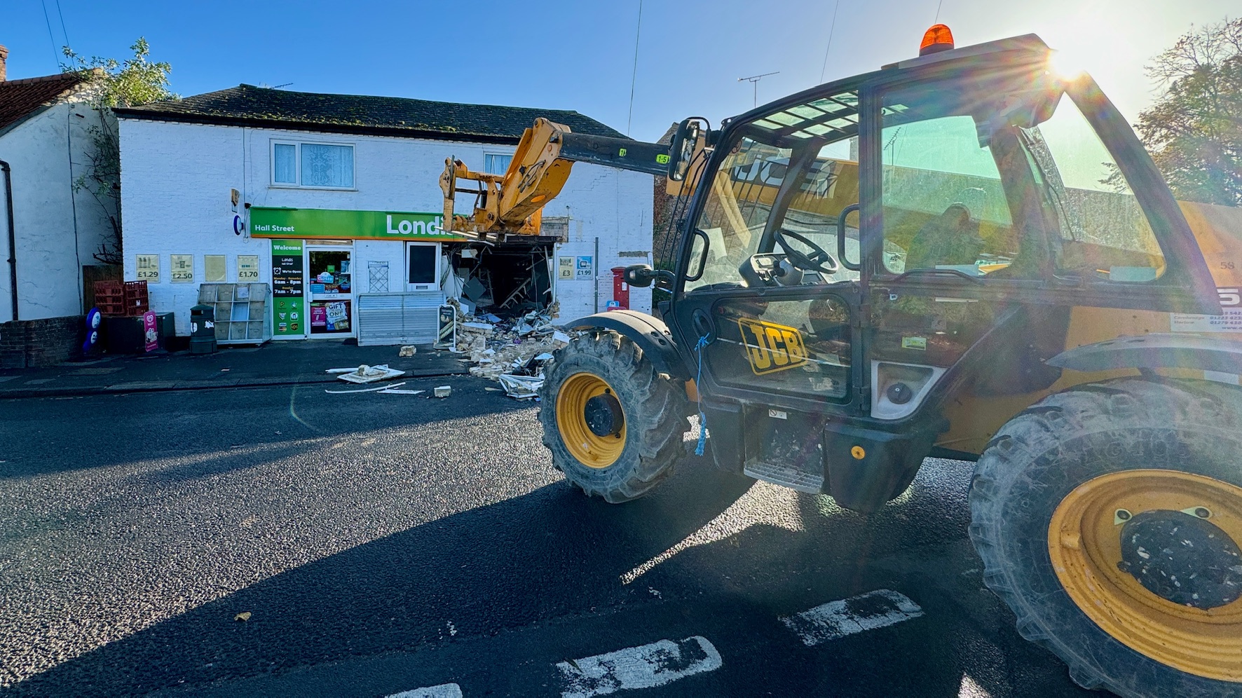 Ram-raid gangs roaming Cambridgeshire failed in two more attempts ...