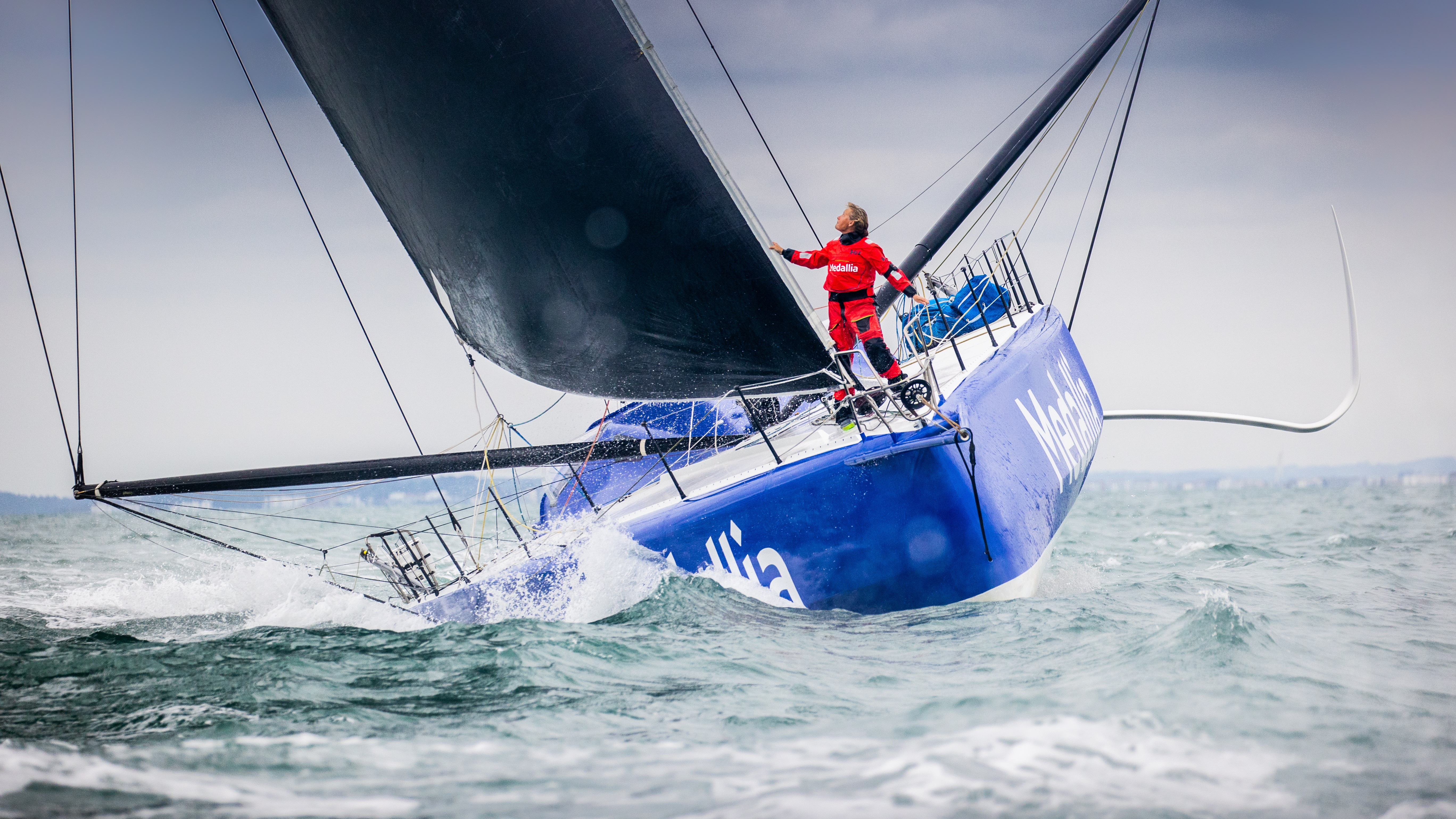 Poole sailor overcomes 'serious rip' to finish 13-day solo ...