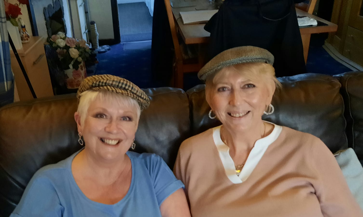 Long lost sisters - how two women who lived 15 miles away in Salford ...