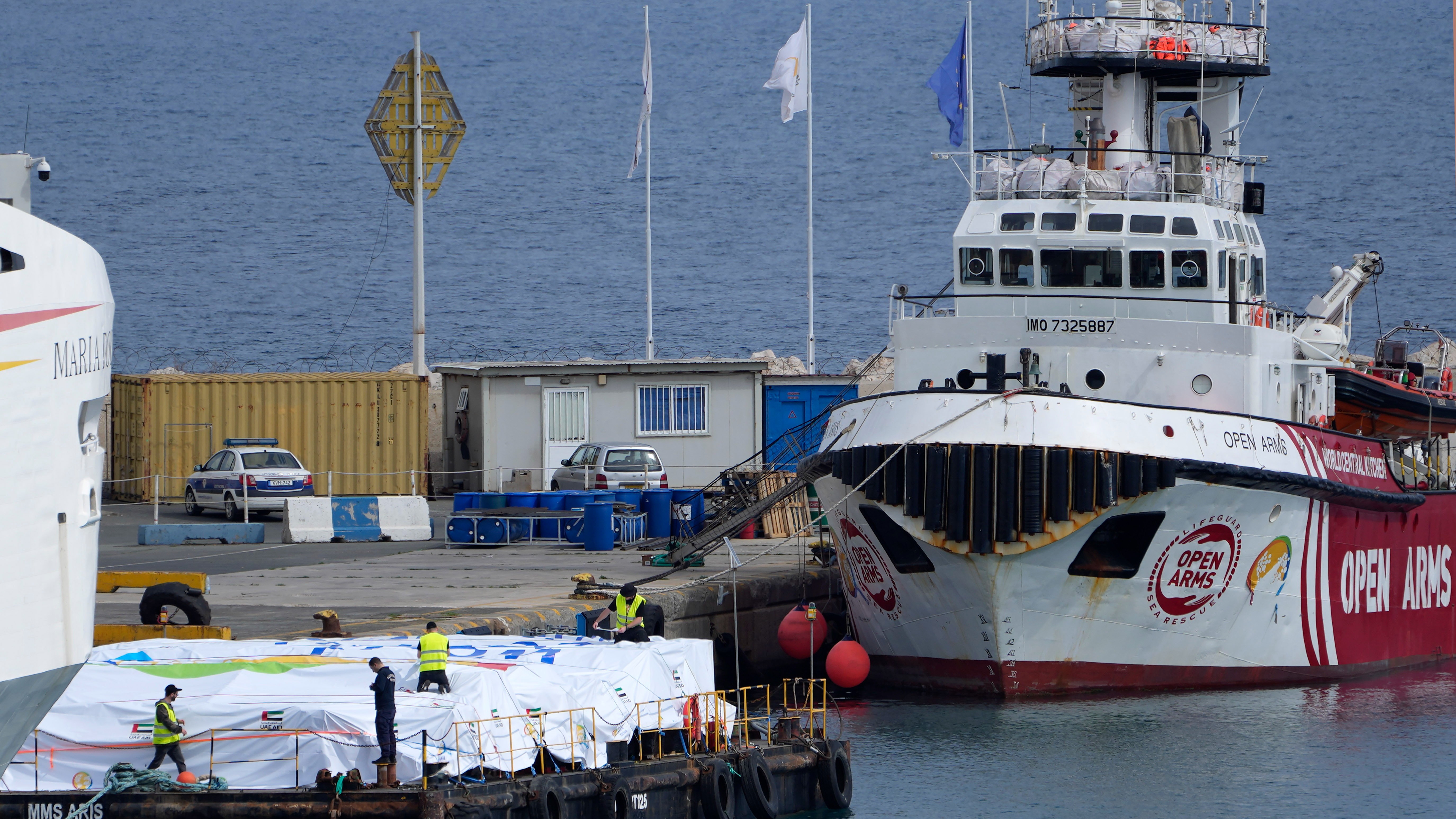 Ship due to carry 200 tonnes of food to Gaza still waiting in Cyprus ...