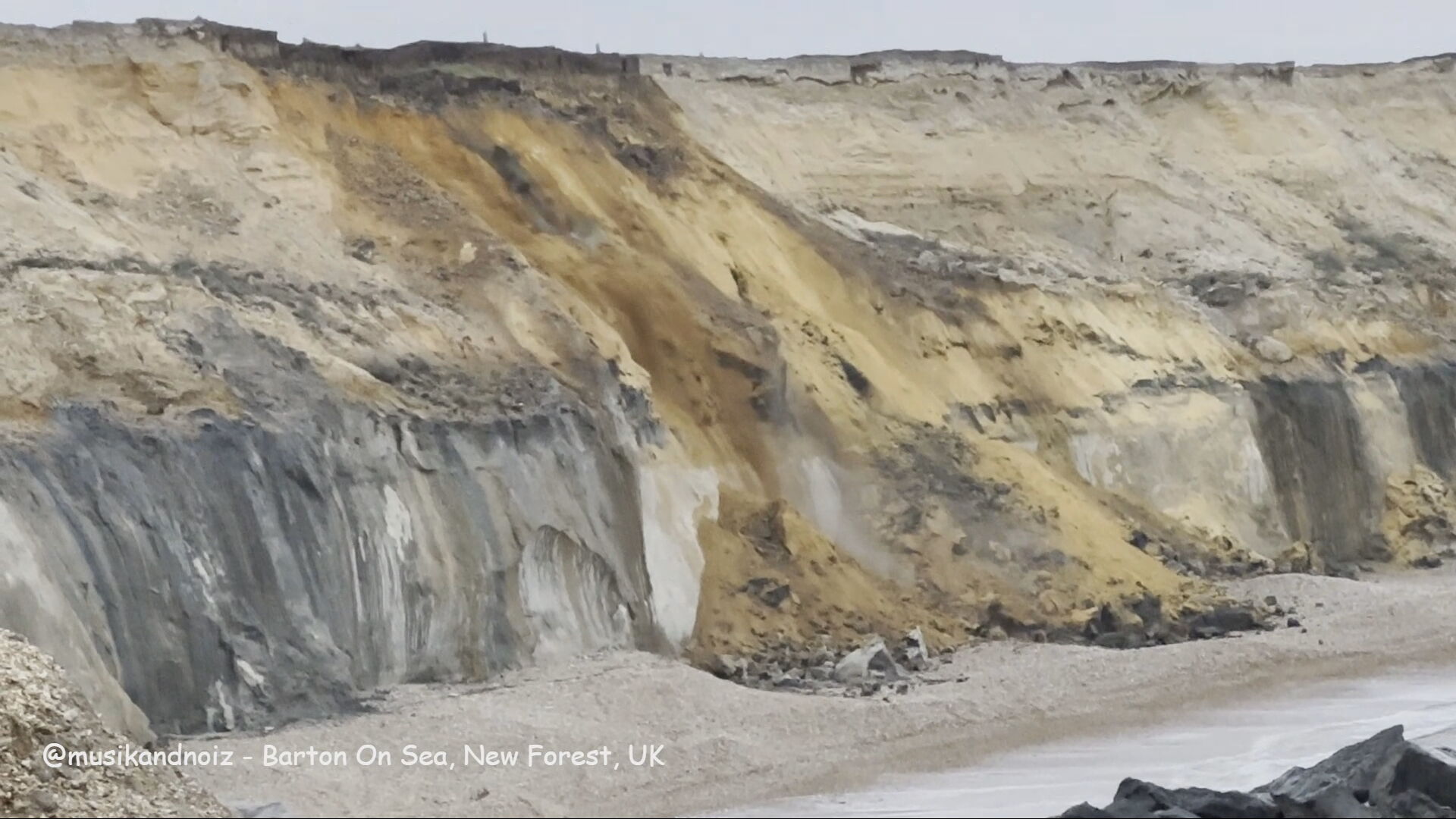 Walker captures dramatic cliff fall on camera | ITV News Meridian