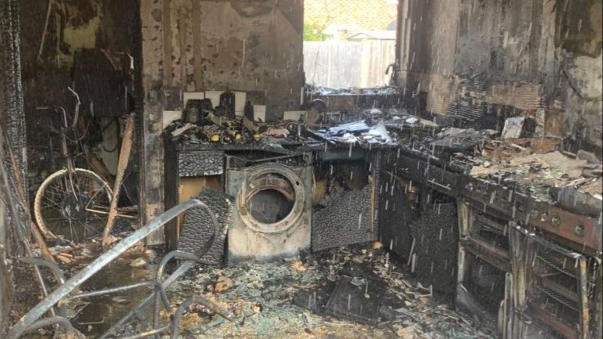 Lives 'put at risk' as bystander turns off water supply as fire crews ...