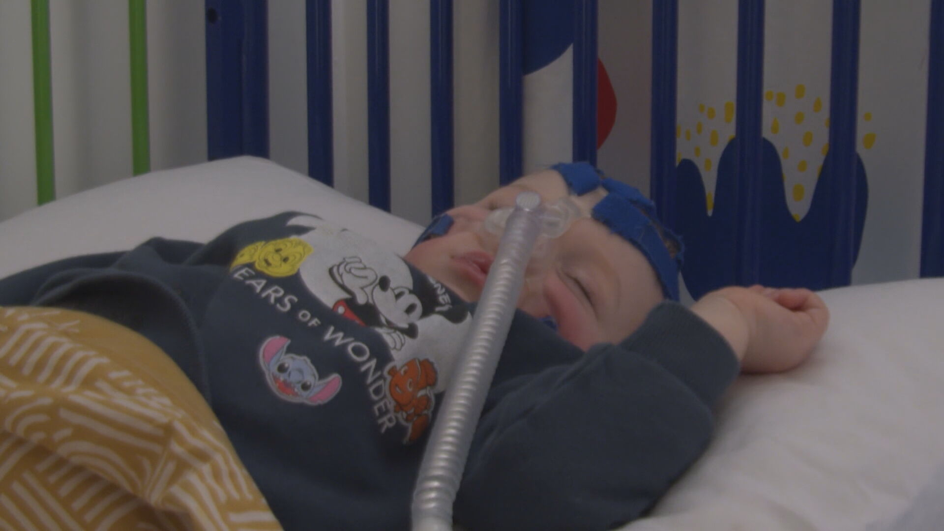 Parents of Hove toddler who stops breathing when falling asleep hope ...