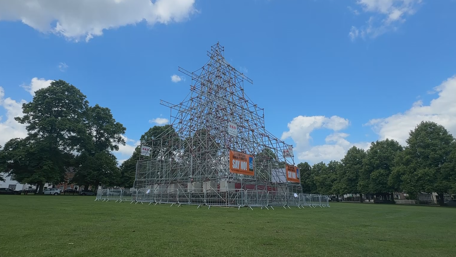 18m-tall replica pylon highlights impact of Norwich to Tilbury energy ...