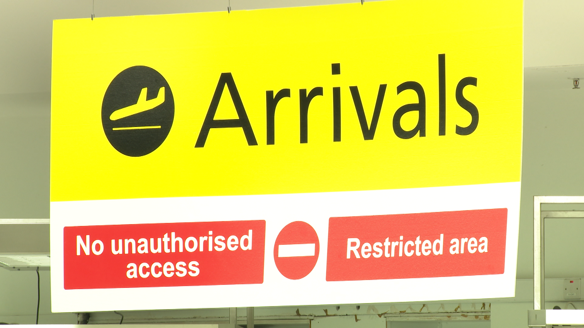 Northern Ireland removes all countries from travel red list | UTV | ITV ...